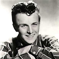 Bobby Swanson's Instagram, Twitter & Facebook on IDCrawl